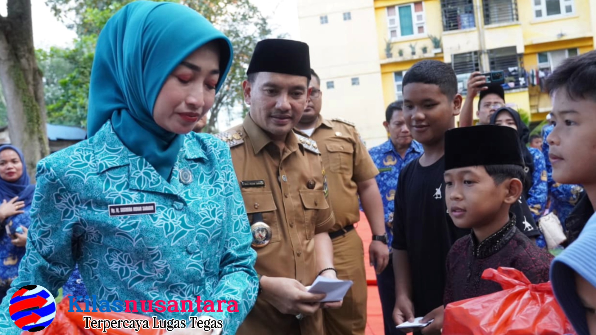 Wujud Rasa Syukur di Usia 43 Tahin, Wali Kota, H. Iman Irdian Saragih ...